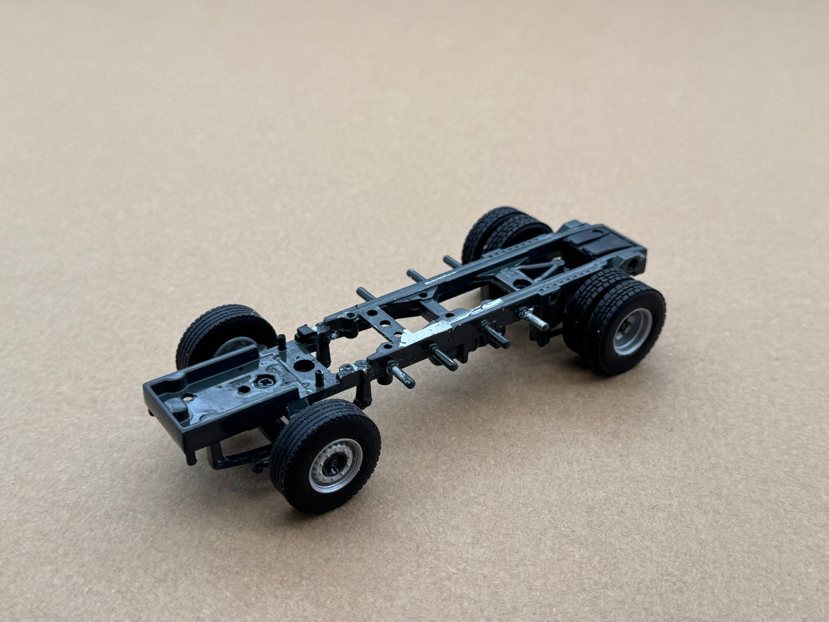 WSI Parts | 4x2 Chassis "Universal" – Maguires Models