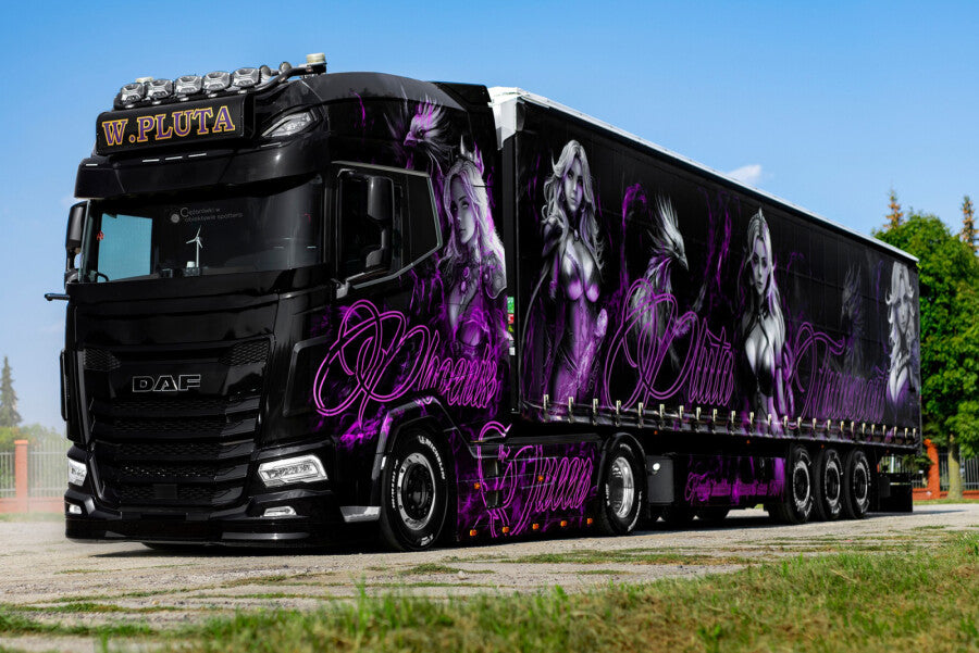 01-4802 | Phoenix Queen – Maguires Models