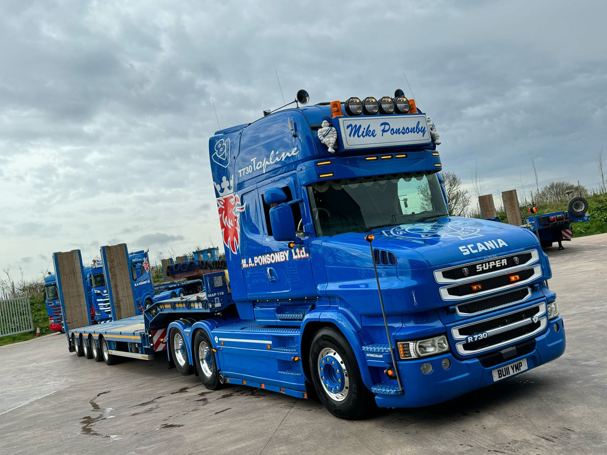 02-3581 | M.A. Ponsonby Ltd – Maguires Models