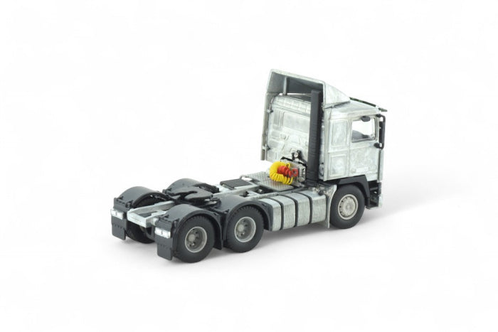 87451 | Volvo F16 Low Cab 6x2 Kit – Maguires Models